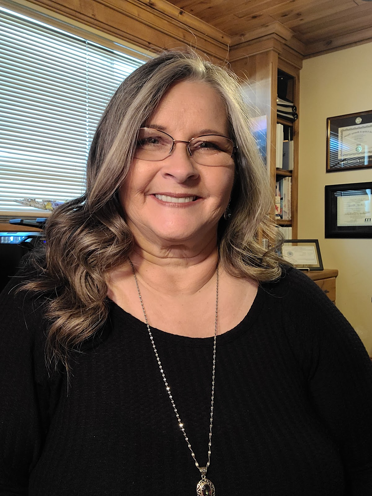 Ruth Minnis - Essential Emotions